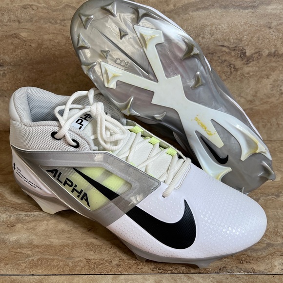 Nike | Shoes | Nike Alpha Menace 4 Pro Football Cleats Size 2 | Poshmark